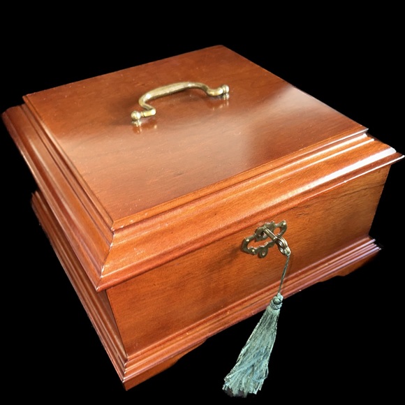 Bombay | Accessories | 997 Vintage Bombay Company Wood Jewelry Box ...